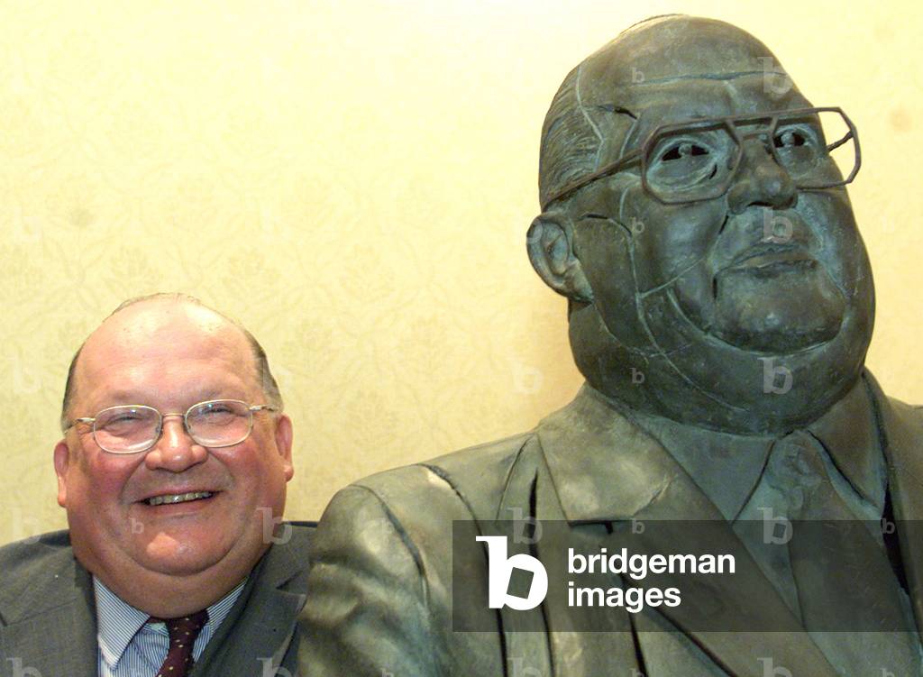 Image of FORMER PRIME MINISTER DEHAENE POSES BESIDE HIS BUST AT THE by ...