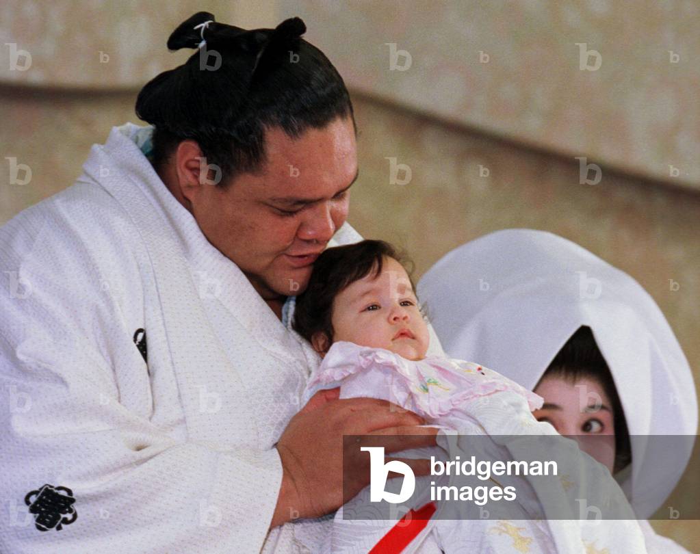 Image of AMERICAN-BORN SUMO GRAND CHAMPION AKEBONO GETS MARRIED IN ...
