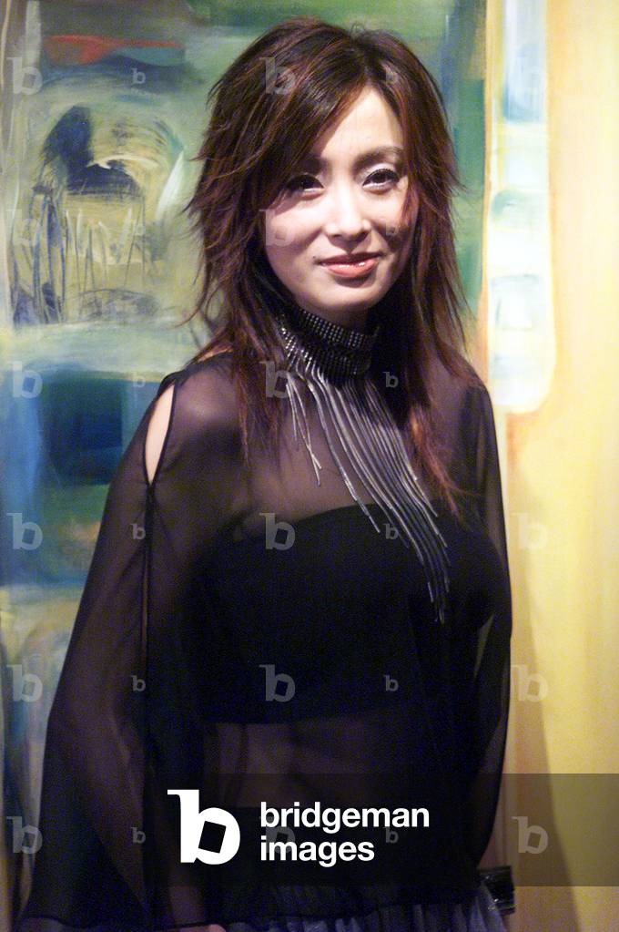Image of HONG KONG ACTRESS CHEUNG MAN POSES IN TAIPEI, 2002-11-11 (photo)
