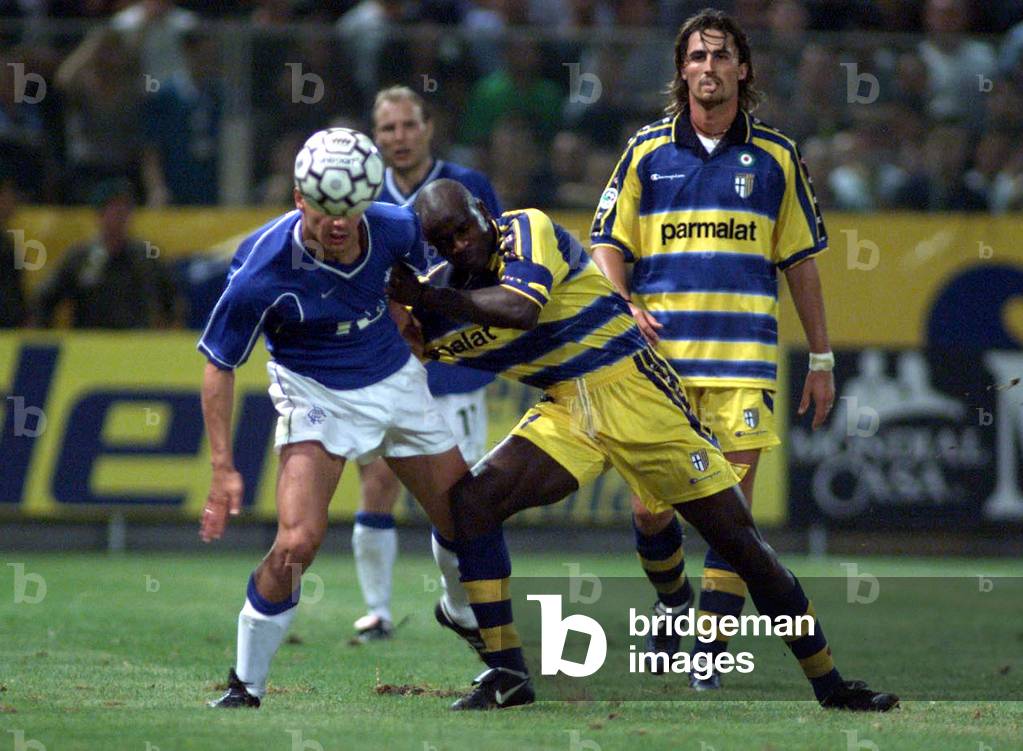 Image of GLASGOW RANGER'S STRIKER MOLS IN ACTION AGAINST PARMA'S ...