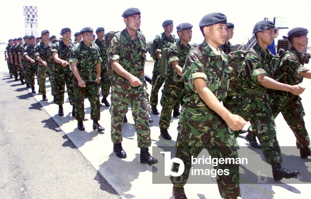 Image of BRITISH ARMY ROYAL GURKHAS FROM BRUNEI ARRIVE AT AIRFORCE BASE