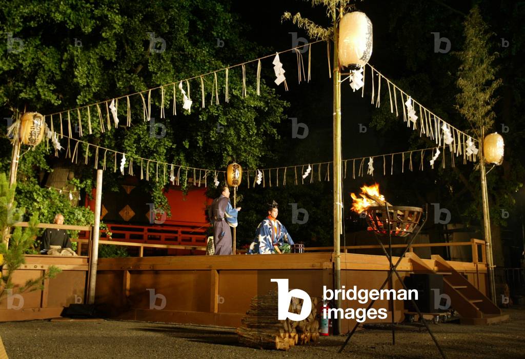 Image of JAPANESE KYOGEN PERFORMANCE IS STAGED AT TOKYO'S SENSOJI ...