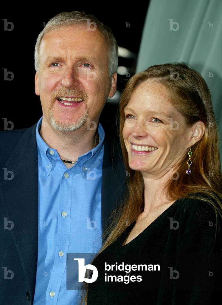Image of Director James Cameron and wife, actress Suzy Amis arrive for