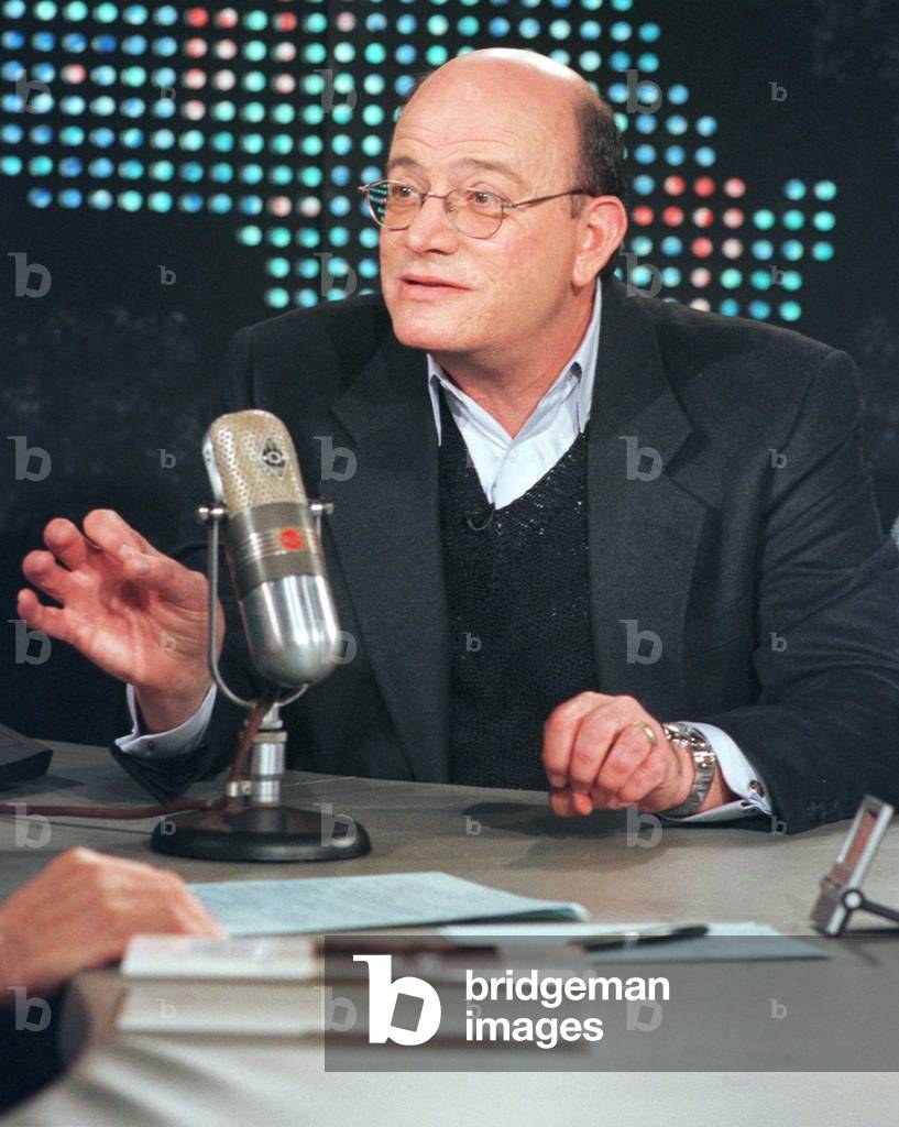 Image of DR BERNARD LEWINSKY APPEARS ON LARRY KING LIVE, 1999-03-19 (photo)