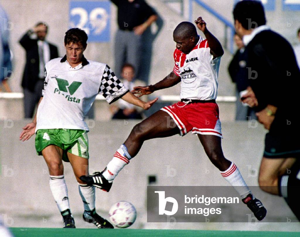 Image of Former world class sprinter Ben Johnson (R) makes his debut