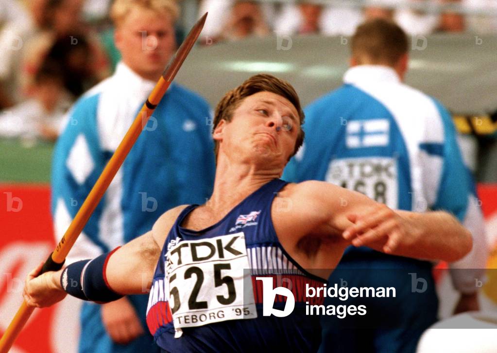 Image of Britain's Steve Backley performs his second throw in the javelin