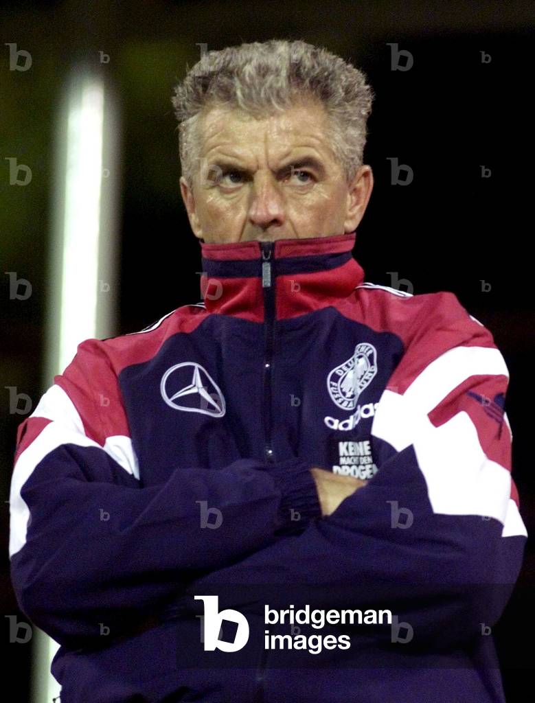 Image of Germany's national soccer team coach Erich Ribbeck watches his ...