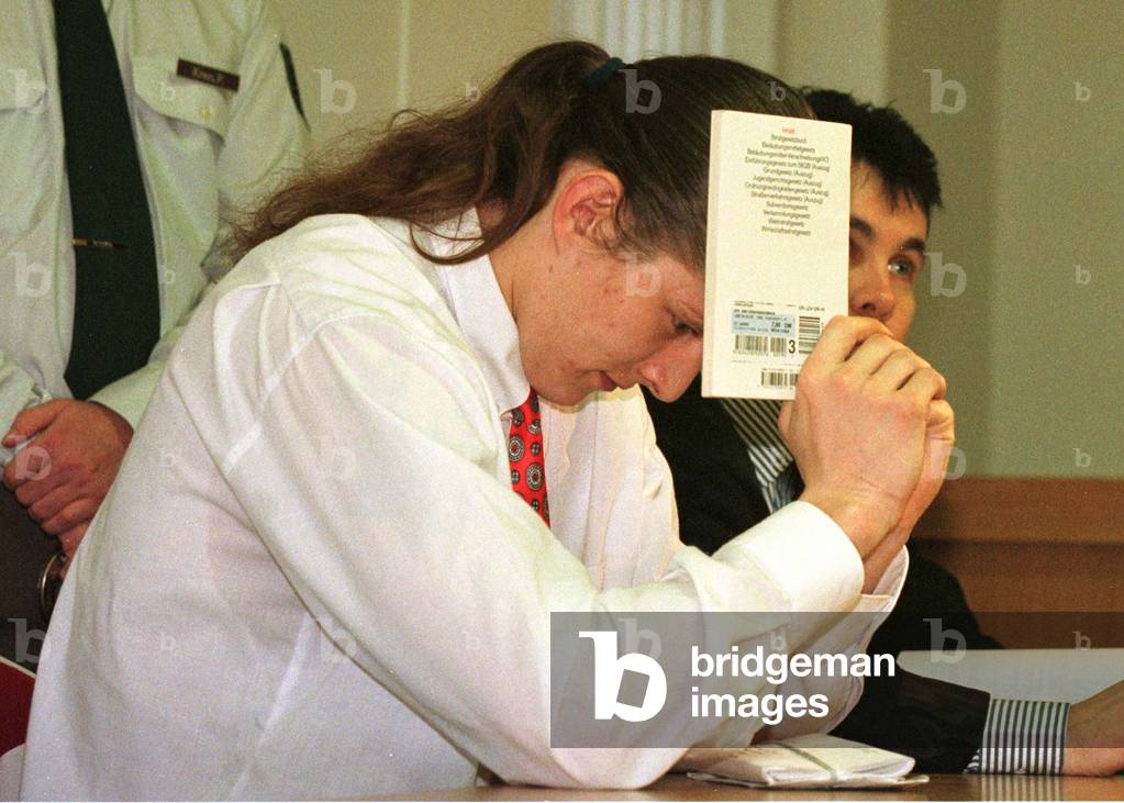 Image of PETR PROCHAZKA COVERS HIS FACE AT THE START OF HIS