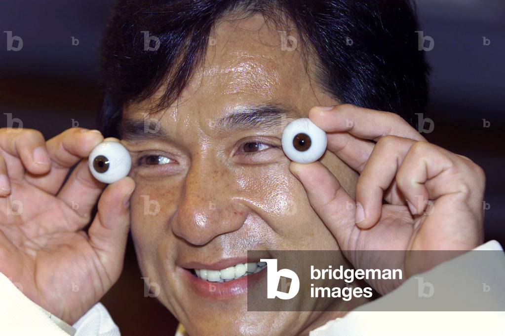 Image of Hong Kong gungfu movie star Jackie Chan compares his eyes