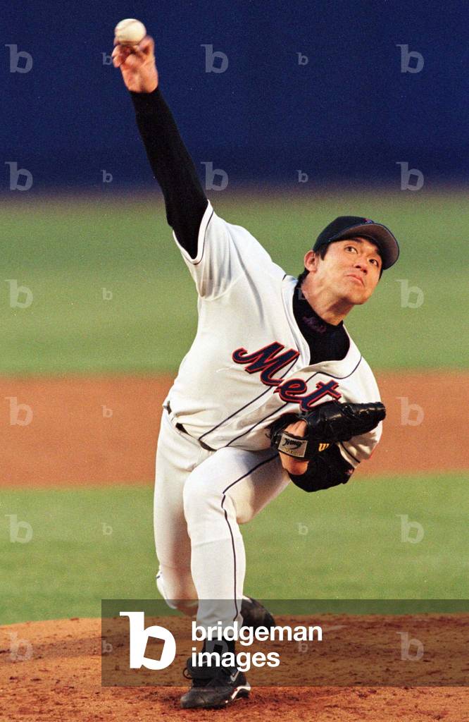 Image of METS STARTING PITCHER HIDEO NOMO PITCHES AGAINST DEVIL RAYS ...