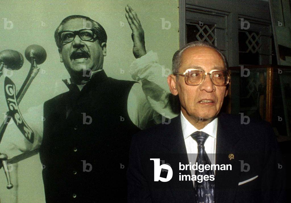 Image of INDONESIAN FM ALI ALATAS VISITS MUSEAM FOR BANGLADESH FOUNDING ...