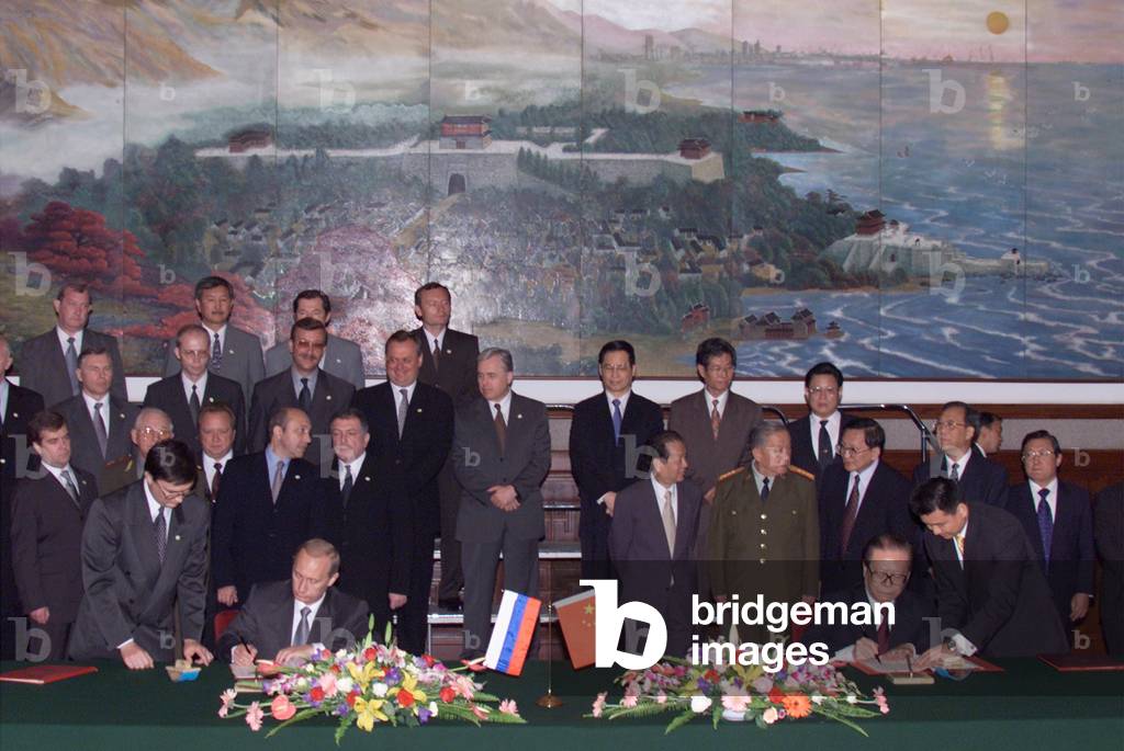 Image of RUSSIAN PRESIDENT VLADIMIR PUTIN AND CHINESE PRESIDENT JIANG ...