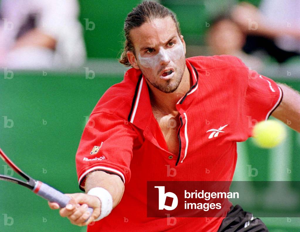 Image of AUSTRALIAN PATRICK RAFTER HITS A FOREHAND IN ROSMALEN, 1998-06 ...