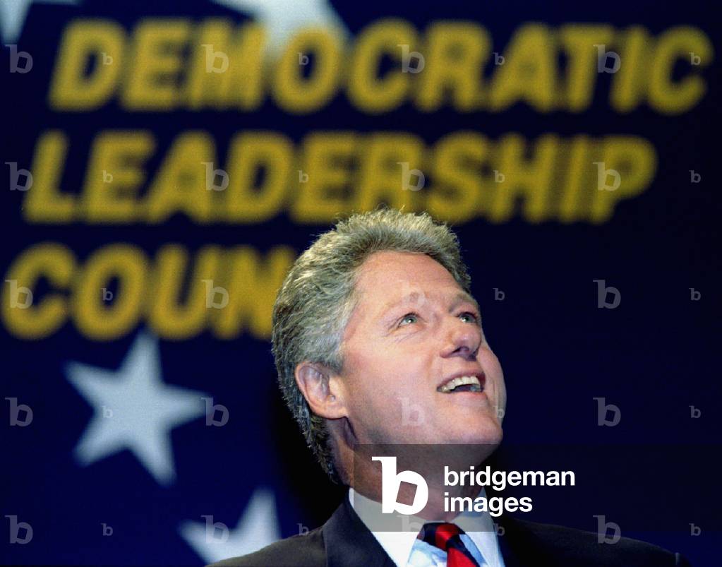 Image of President Clinton acknowledges the crowd moments before ...