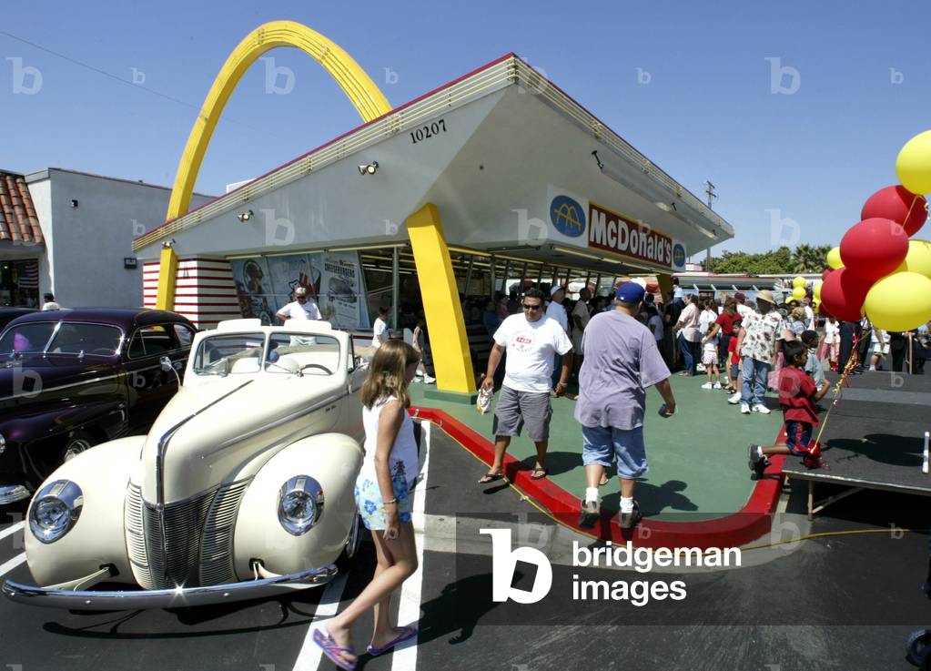 Image of The world's oldest operating McDonald's restaurant, with the ...