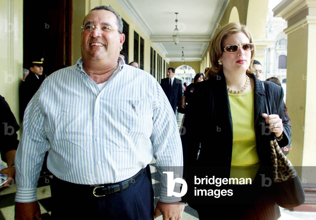 Image of Nicaraguan President Arnoldo Aleman (L) and his wife Maria ...