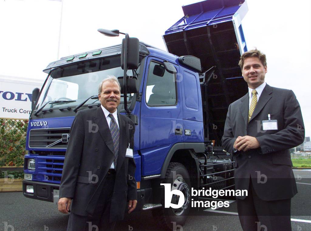 Image of Volvo Nippon President Carl-Gustav Eklund (L) and Joakim ...