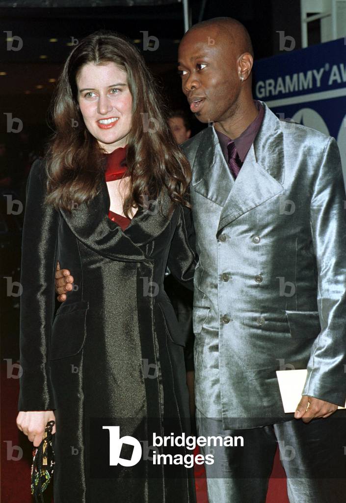 Image of Singer Paula Cole arrives with boyfriend Seyi Sonuga at Radio