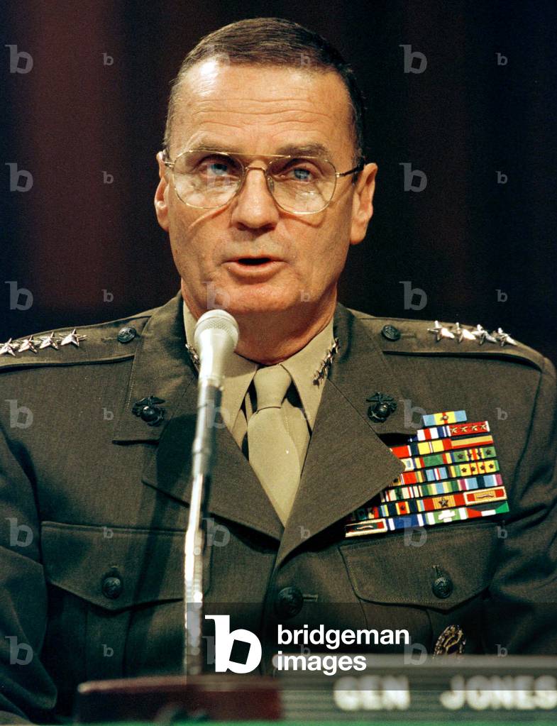 Image of United States Marine Corps Commandant General James L. Jones, Jr.