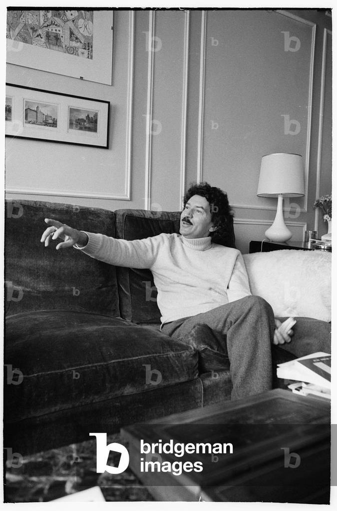 Image of Portrait of Alain Robbe-Grillet (Robbe Grillet), April 1970