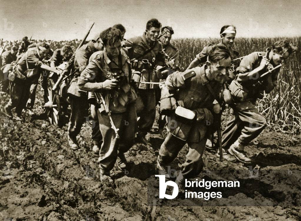 Image of Between Rostov and Bataysk the advancing German troops ran into