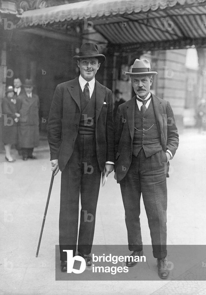 Image of Oswald Mosley and Ramsay MacDonald in Berlin, 1928 (b/w photo)