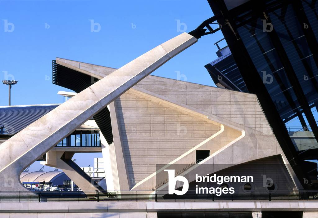 Image of TGV station at Lyon Saint Exupery airport. Architecture of ...