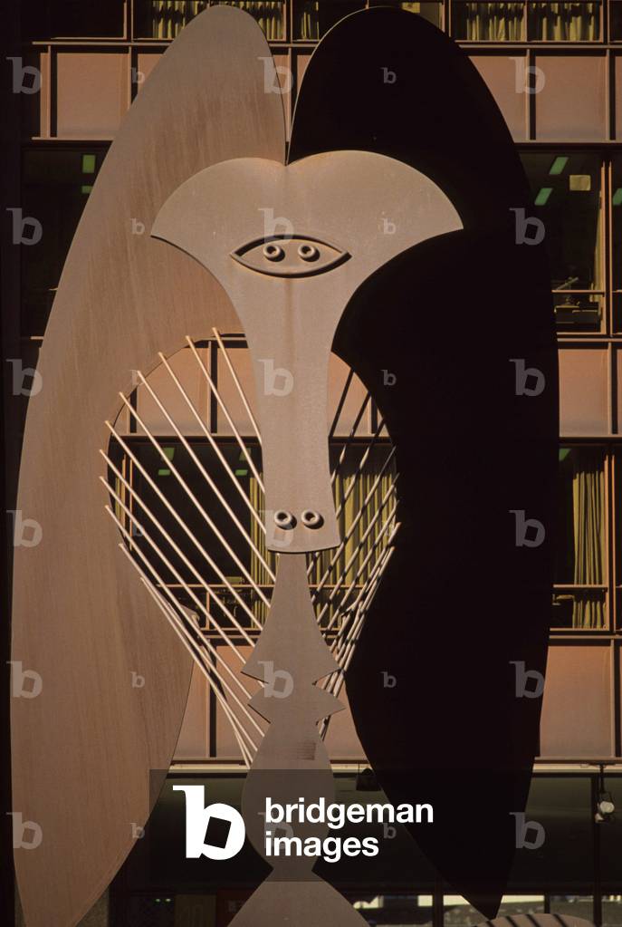 Image of Picasso, a monumental sculpture of 1967 by Pablo Picasso (1881 ...