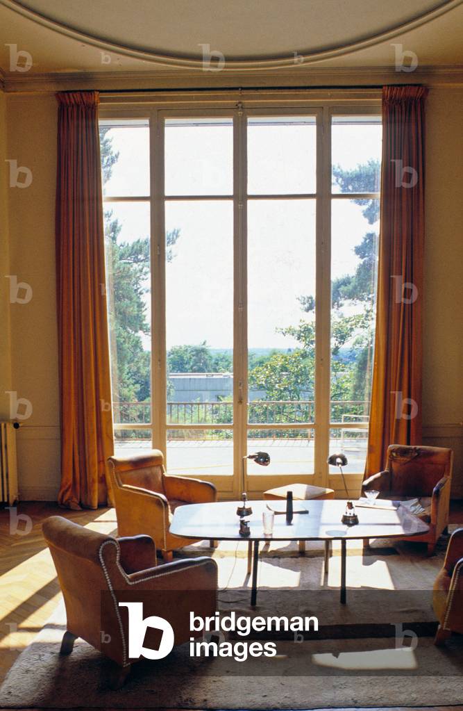 Image of The villa Nubar Bey in Garches (Hauts de Seine). Construction ...