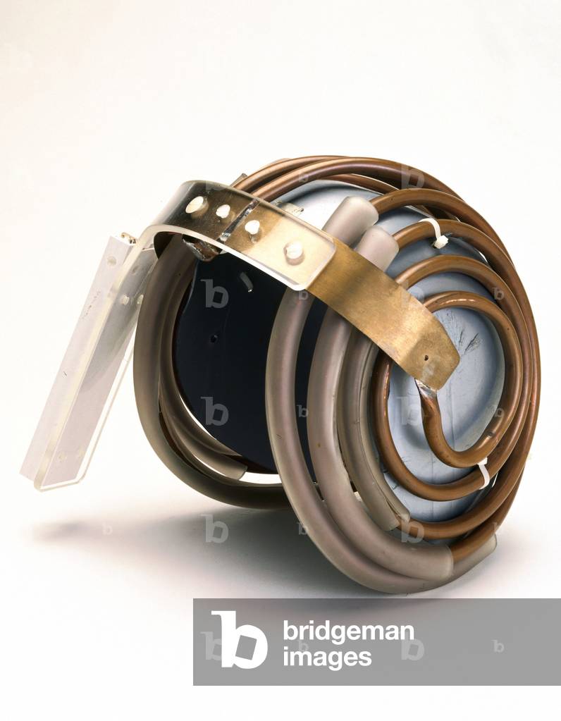 Image of Diagnostic Imaging, MRI 'Jedi' helmet for magnetic resonance ...