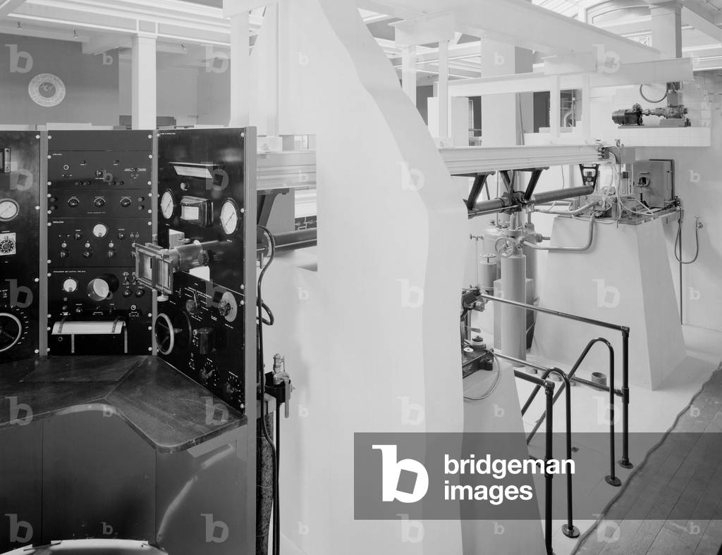 Image of Svedberg ultra-centrifuge, 1936,