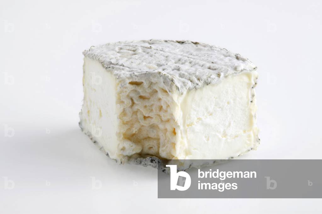 Image of Slice of French Rouelle du Tarn wrinkled goat's cheese