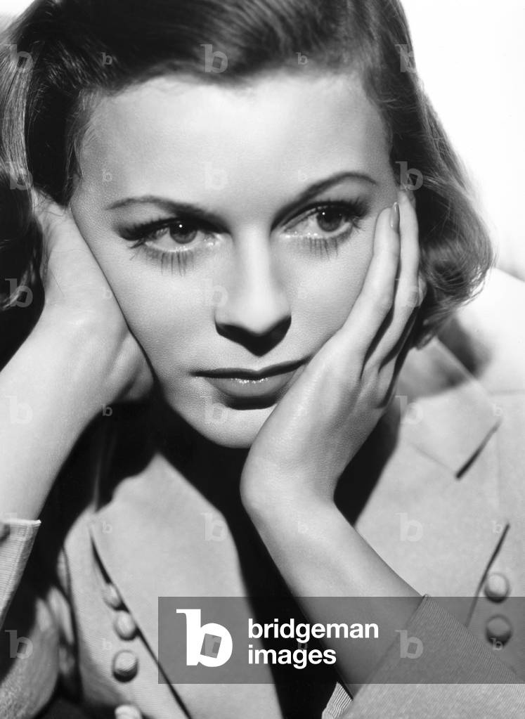 Actress Margaret Sullavan 60 Photos - Moonagedaydream.film