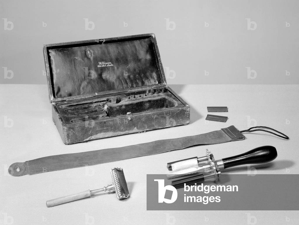 Image of Cased safety razor set with stropping machine, c 1900