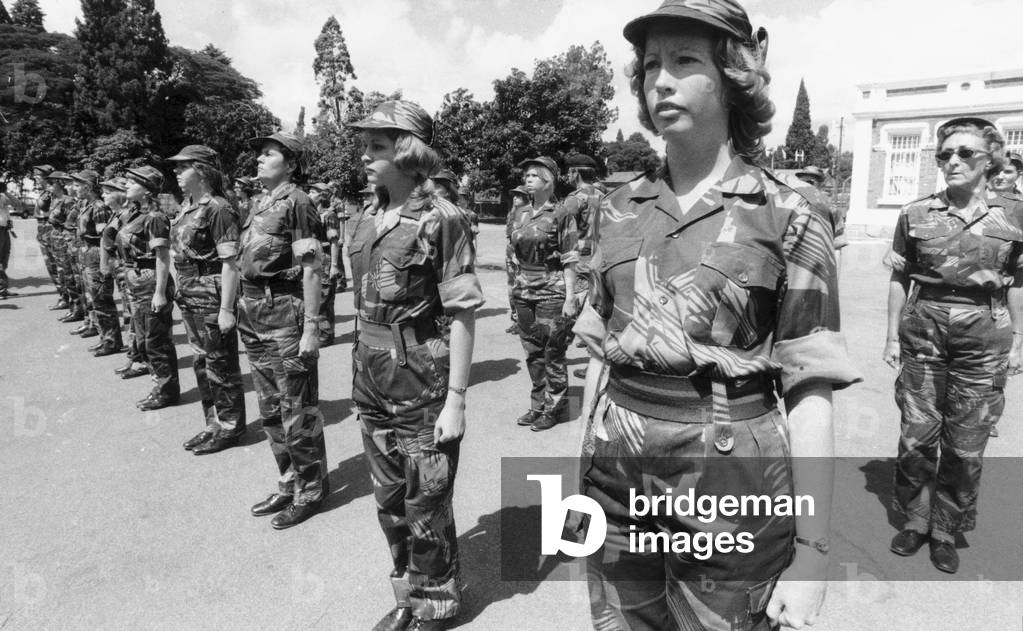 Image of Rhodesian army girls on parade 12 August 1977
