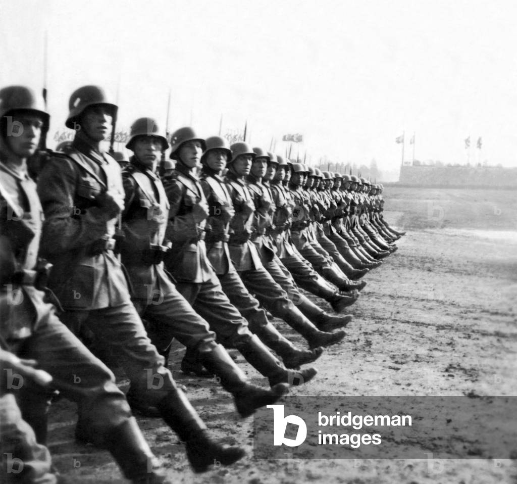 Image of Germany : Infantry march past on Wehrmacht day at the