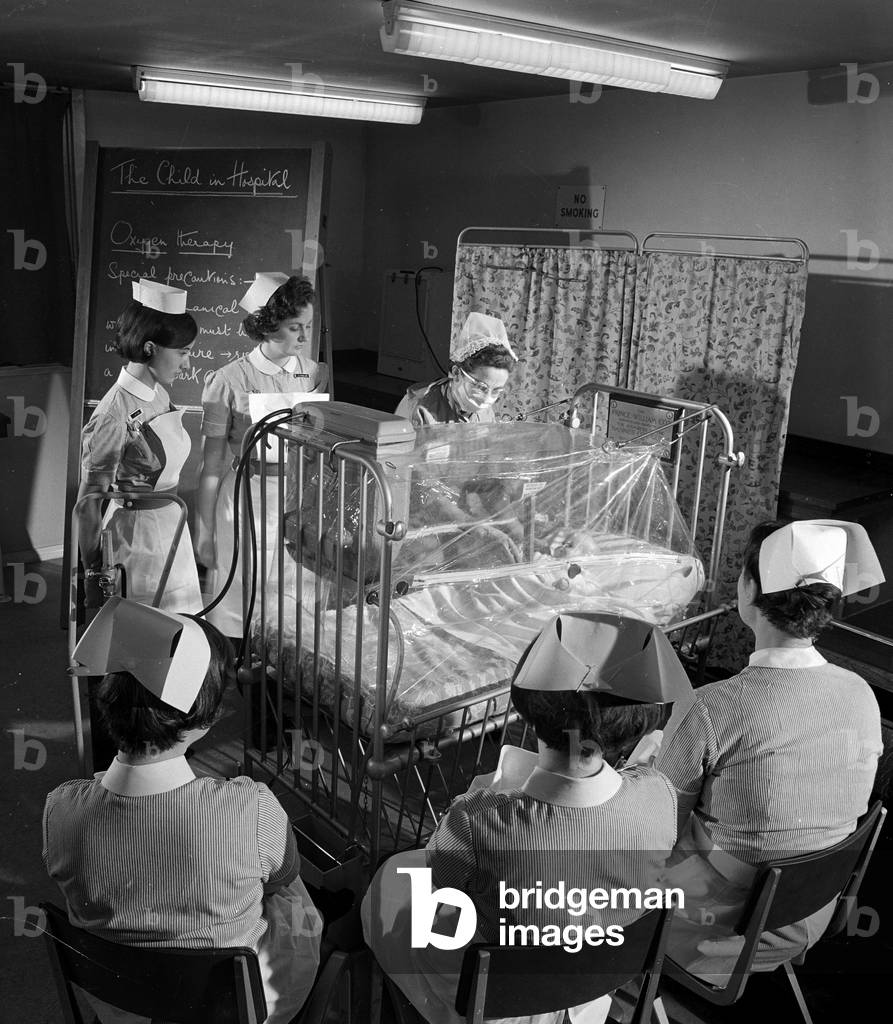 Croupette Oxygen Tent