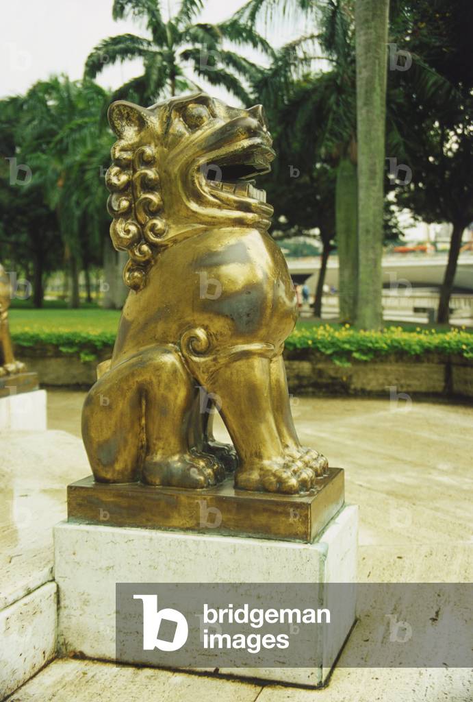 Image of Singapore, Lim Bo Seng Memorial, one of the golden lion