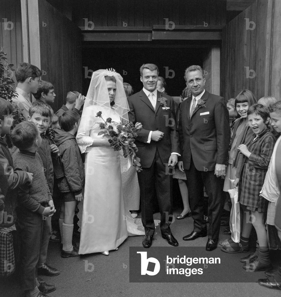 Image of Marcel Kunz, goalie of FC Basel, marries Silvia Dienst in