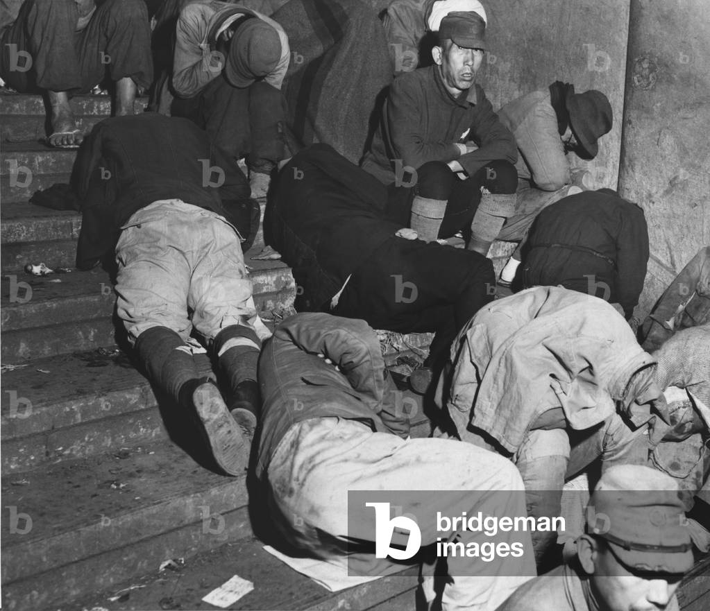 Image of Homeless Japanese in Tokyo, months after Japan's World War II