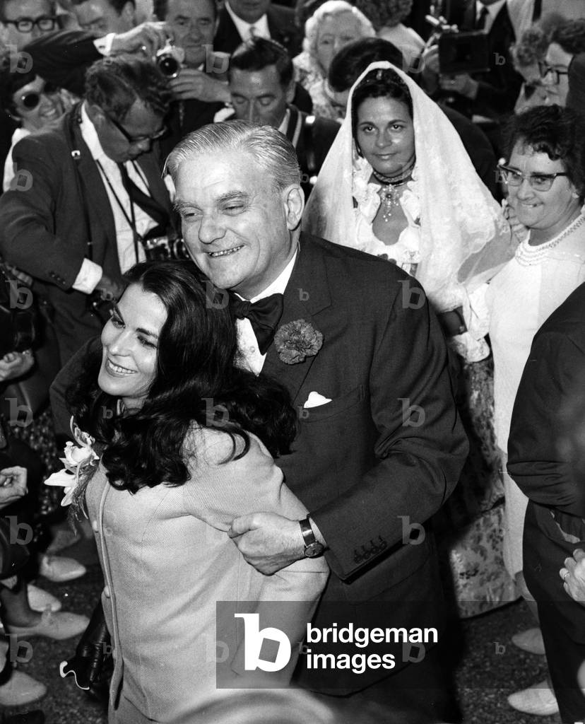 Image of The wedding of Lord Boothby and Miss Wanda Sanna by Unknown ...