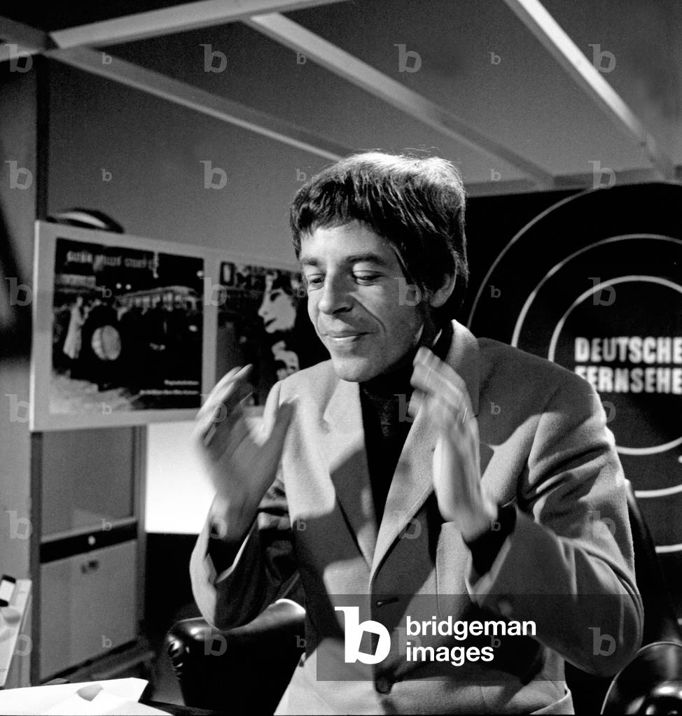 Image of The British singer, actor, radio and TV presenter Chris Howland