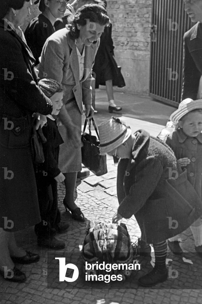 Image of Four years after the end of WW2 the Bahnhofsmission social