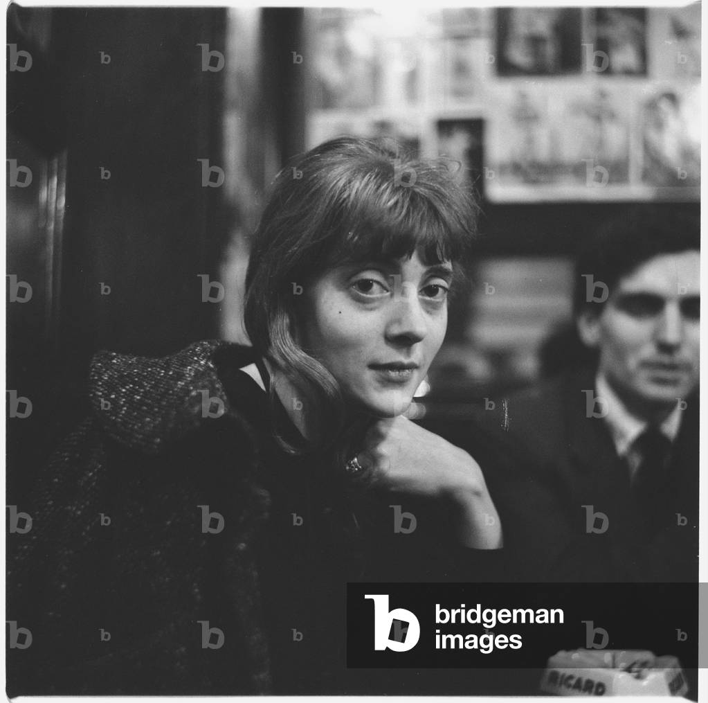 Image of Copywriter Rosalind Windebank in a Soho pub, c.1955 (b/w photo ...