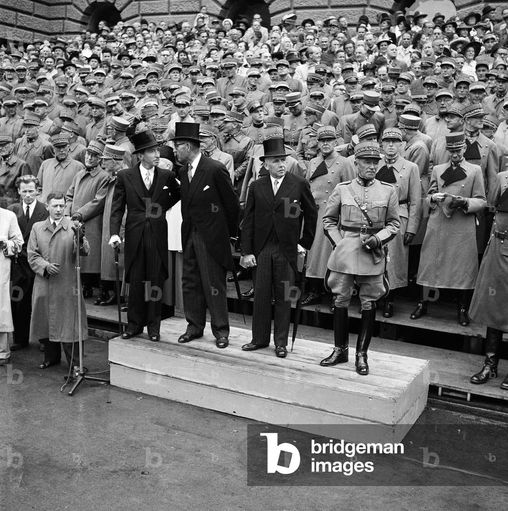 Image of Switzerland World War II Active Duty, 1945 (b/w photo)