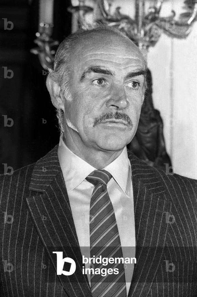 Image of Scottish actor Sean Connery at his Arts and Letters awarding