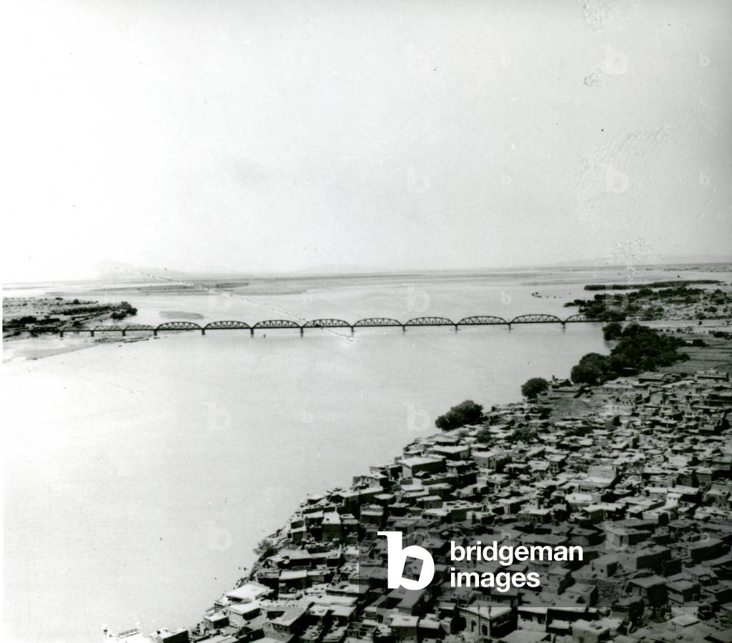 Image of Kalabagh new railway bridge, Punjab, India, 1933 (photo) by ...