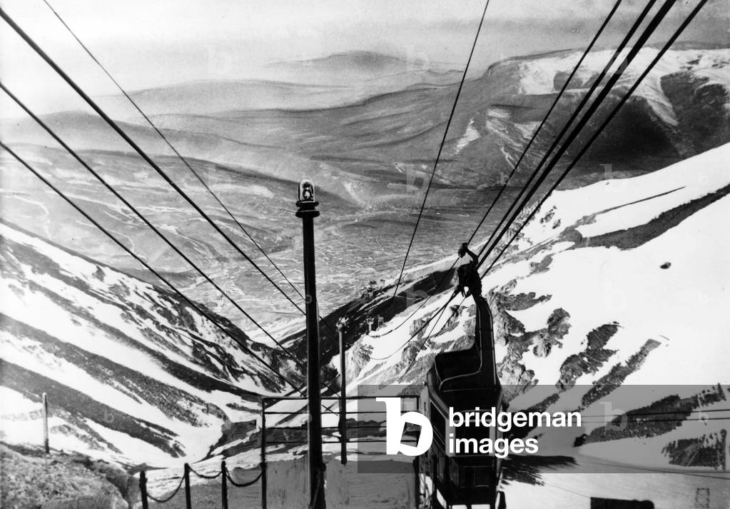 Image of This motif from Nazi propaganda shows the cable car to