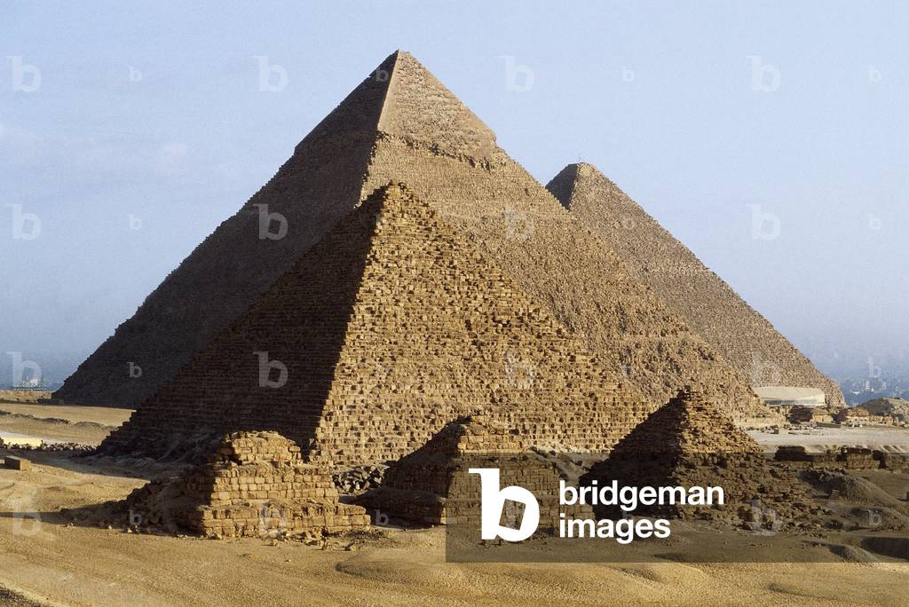 Image of Egypt, Cairo, Ancient Memphis, Pyramids at Giza, Pyramid of Khafre