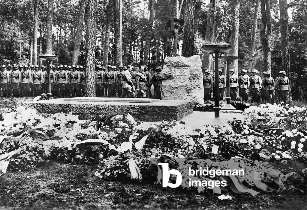 Adolf Hitler Have A Grave
